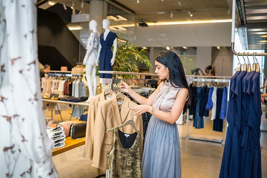 best-personal-stylist-mayfair-london - Personal Stylist Deni Kiro